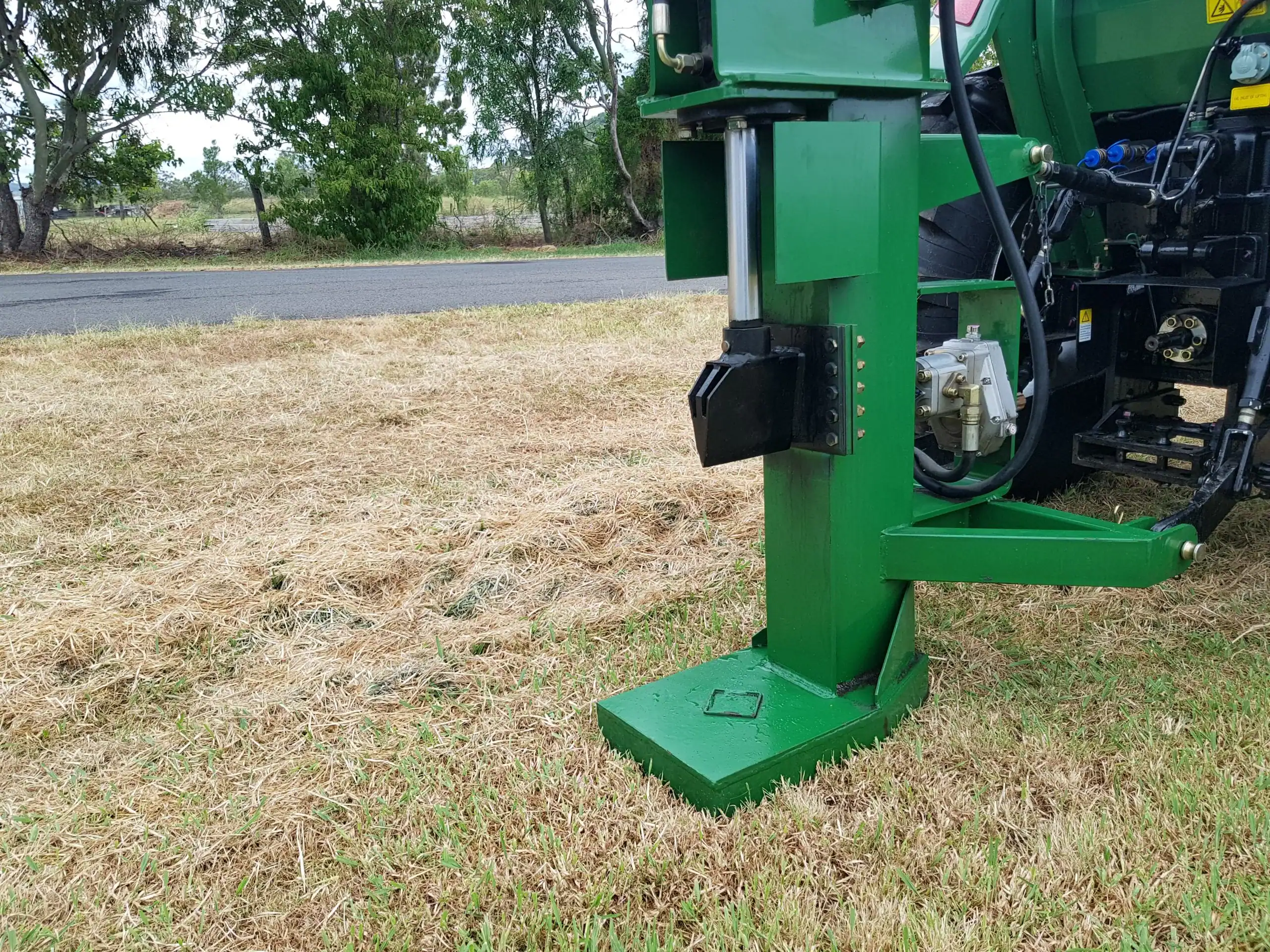 Tractor Log Splitter | AgKing